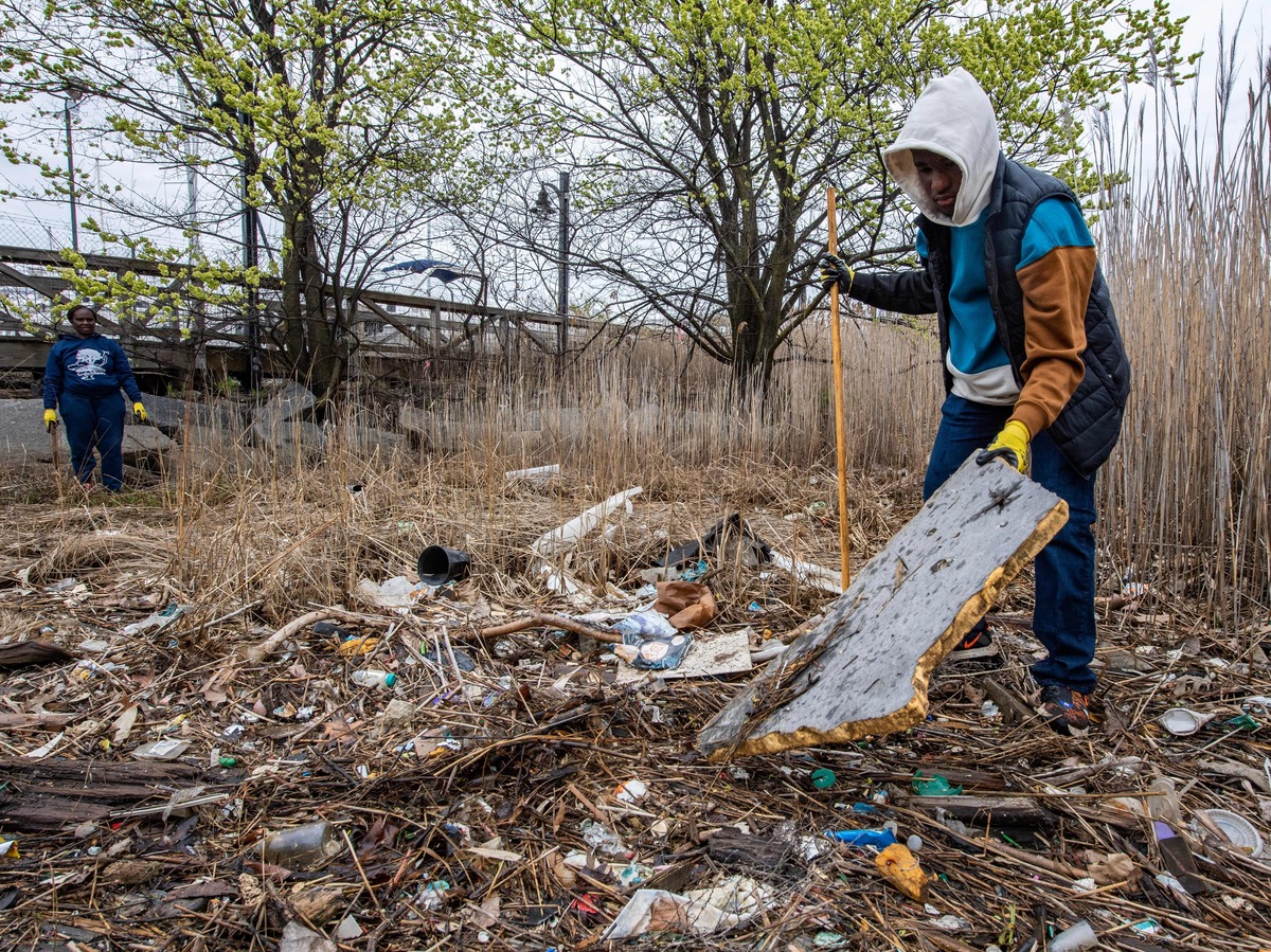 Community-level actions to respond and adapt to climate change : NPR