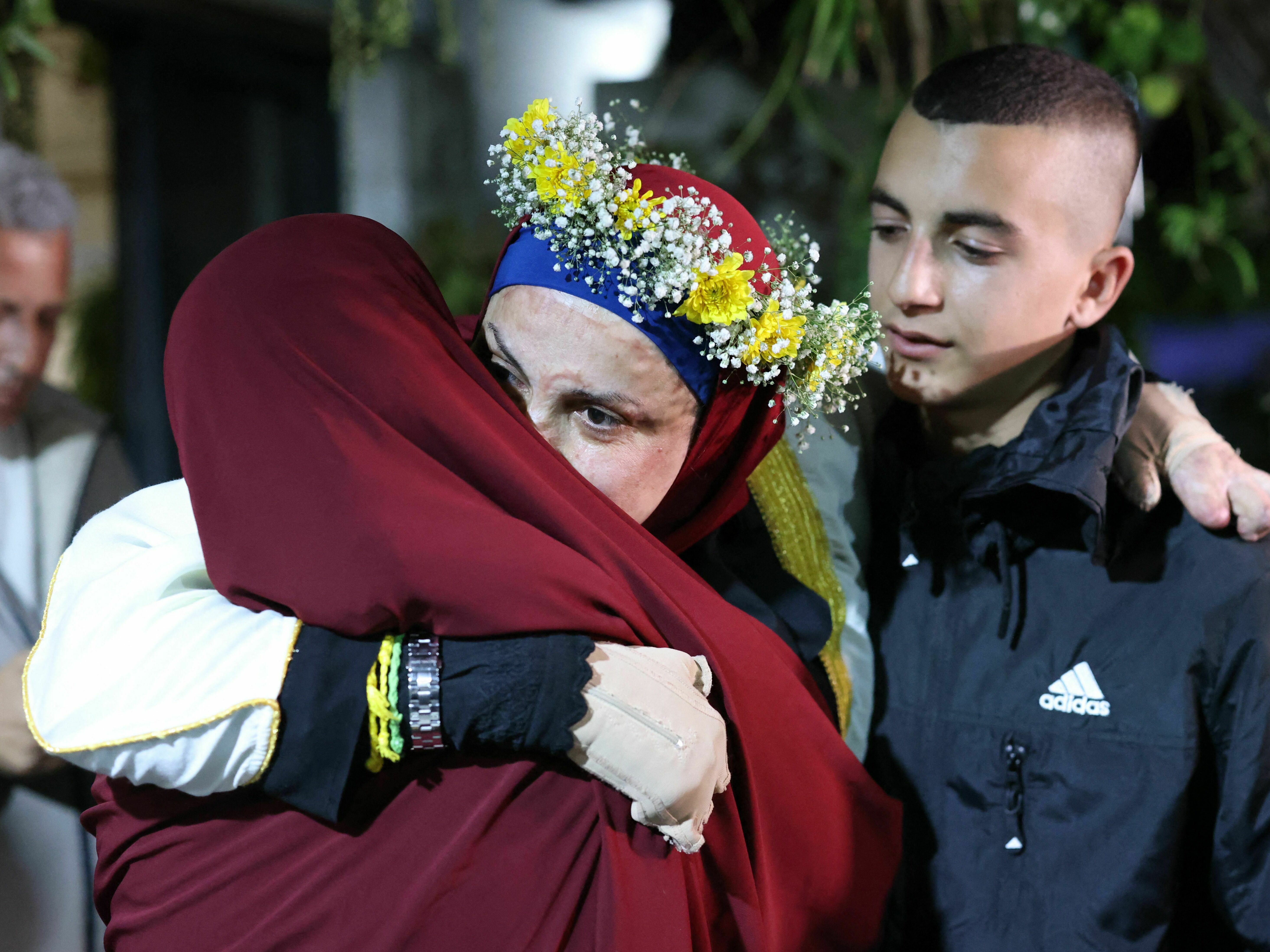 Hamas says it wants to extend truce after latest exchange of captives ...