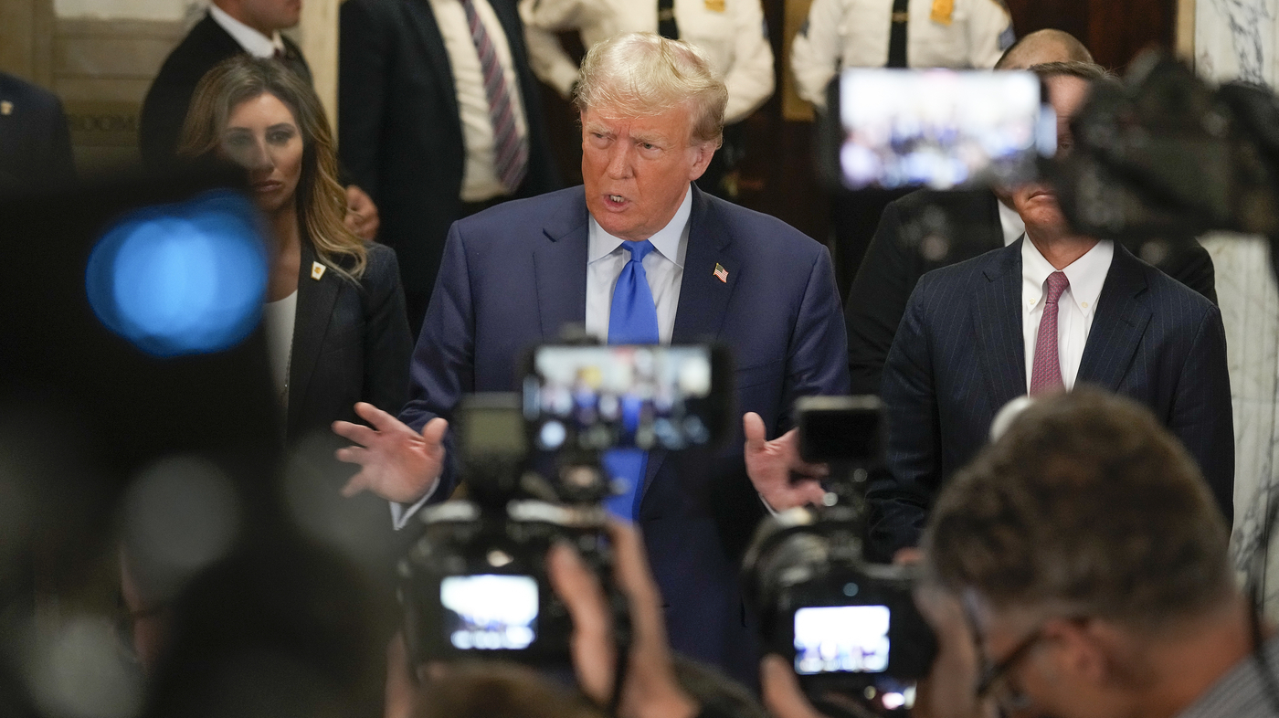 Media faces the question of how to cover Donald Trump and his extreme rhetoric : Up First : NPR