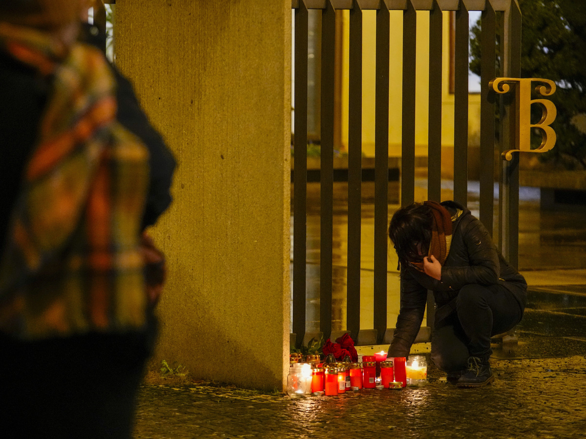 Day of mourning declared after gunman kills at least 14 at Prague ...