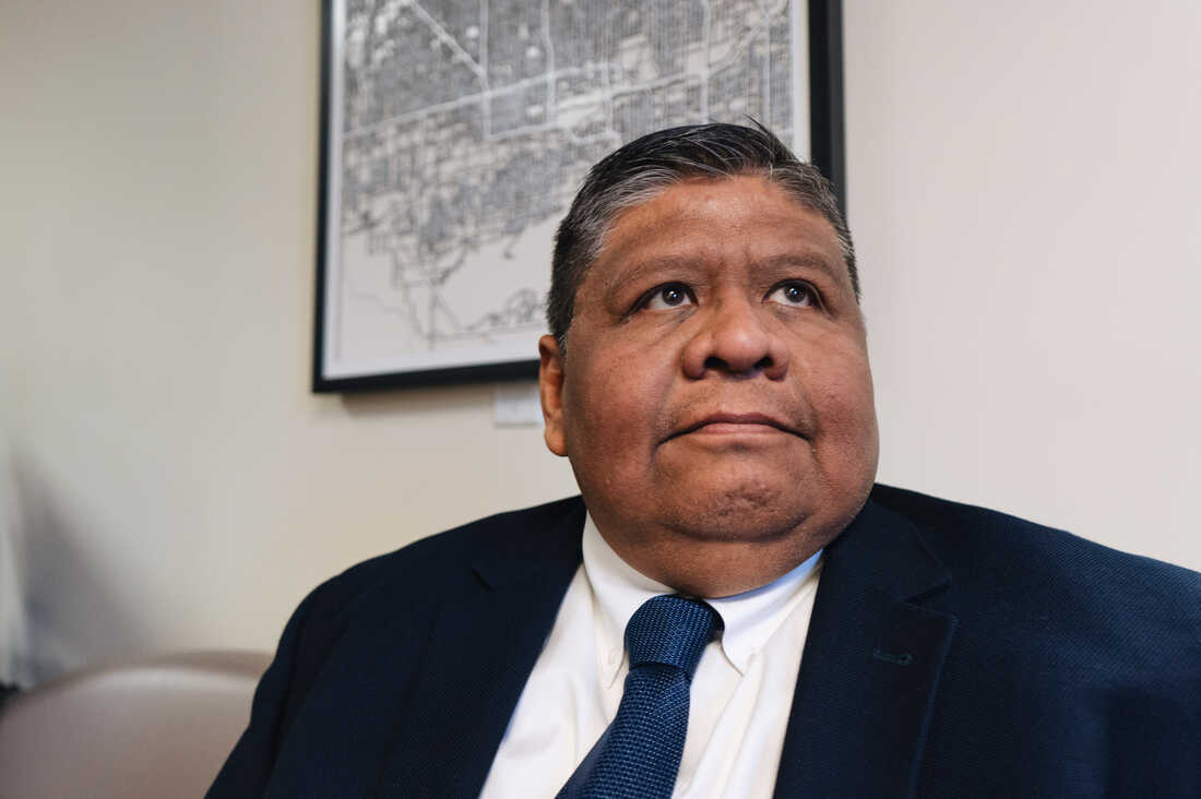 Advocates work to get Native voters registered in Arizona : NPR