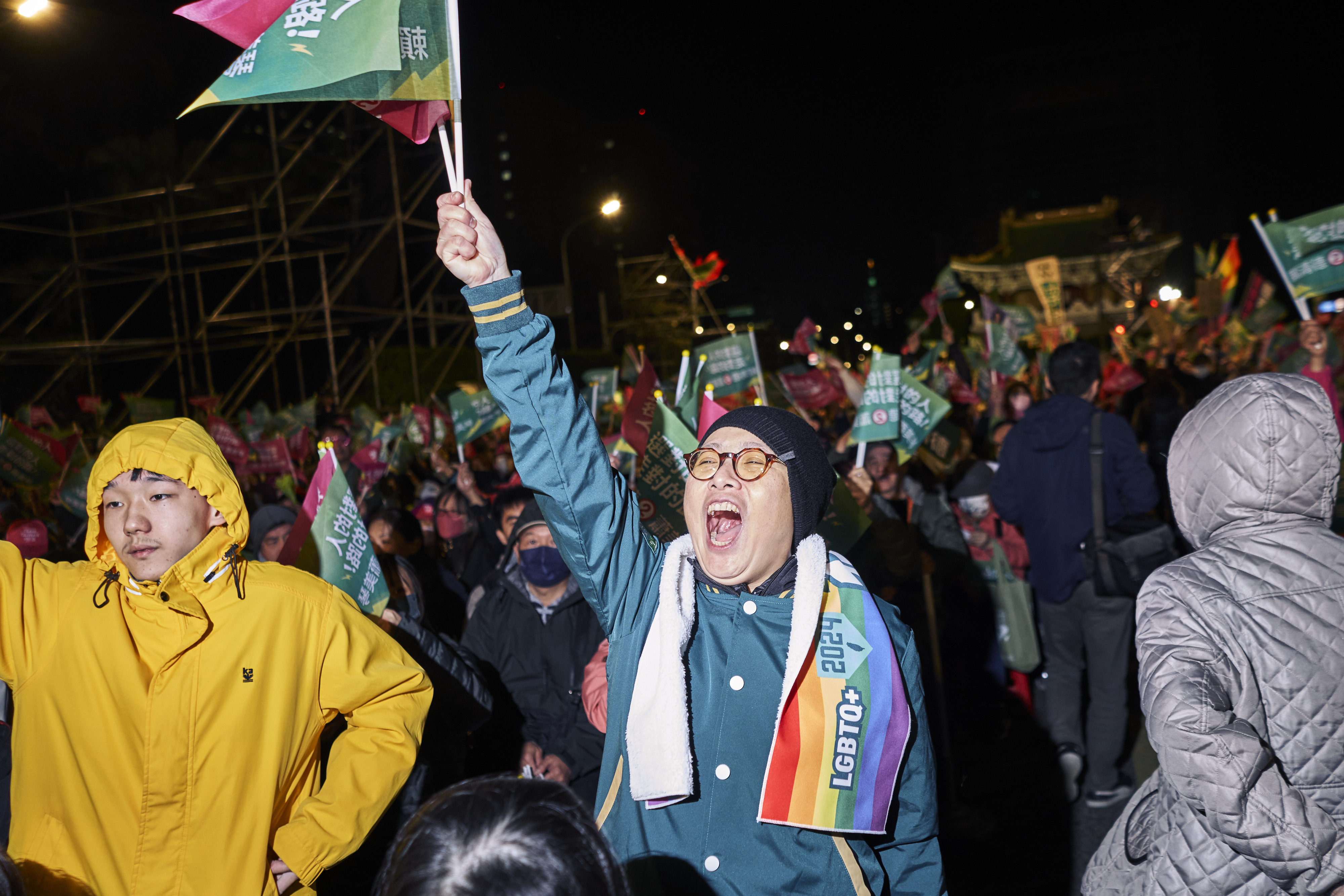 In photos: Costumes, color and singing candidates — welcome to a ...