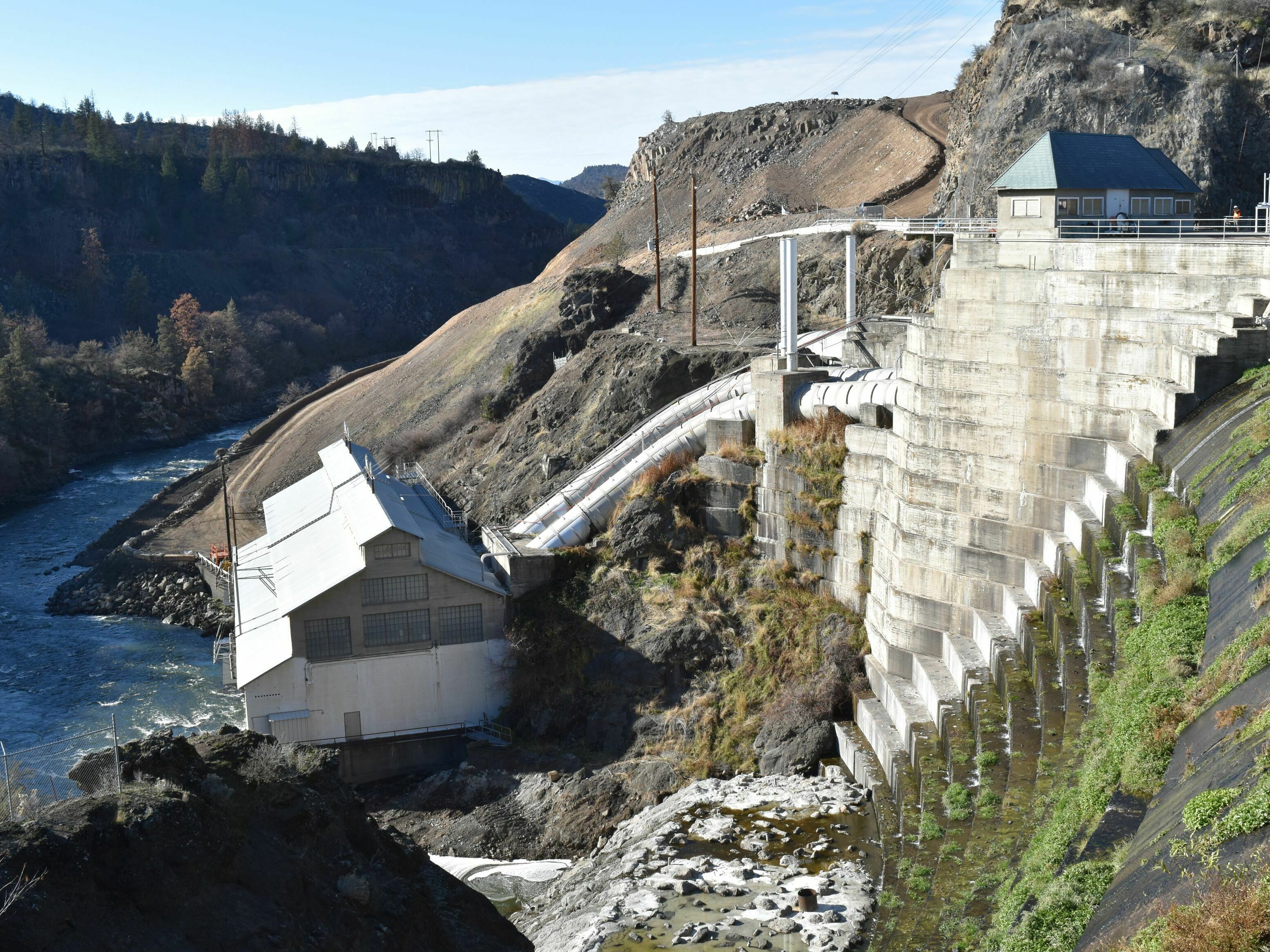 No turning back: The largest dam removal in U.S. history begins | NCPR News