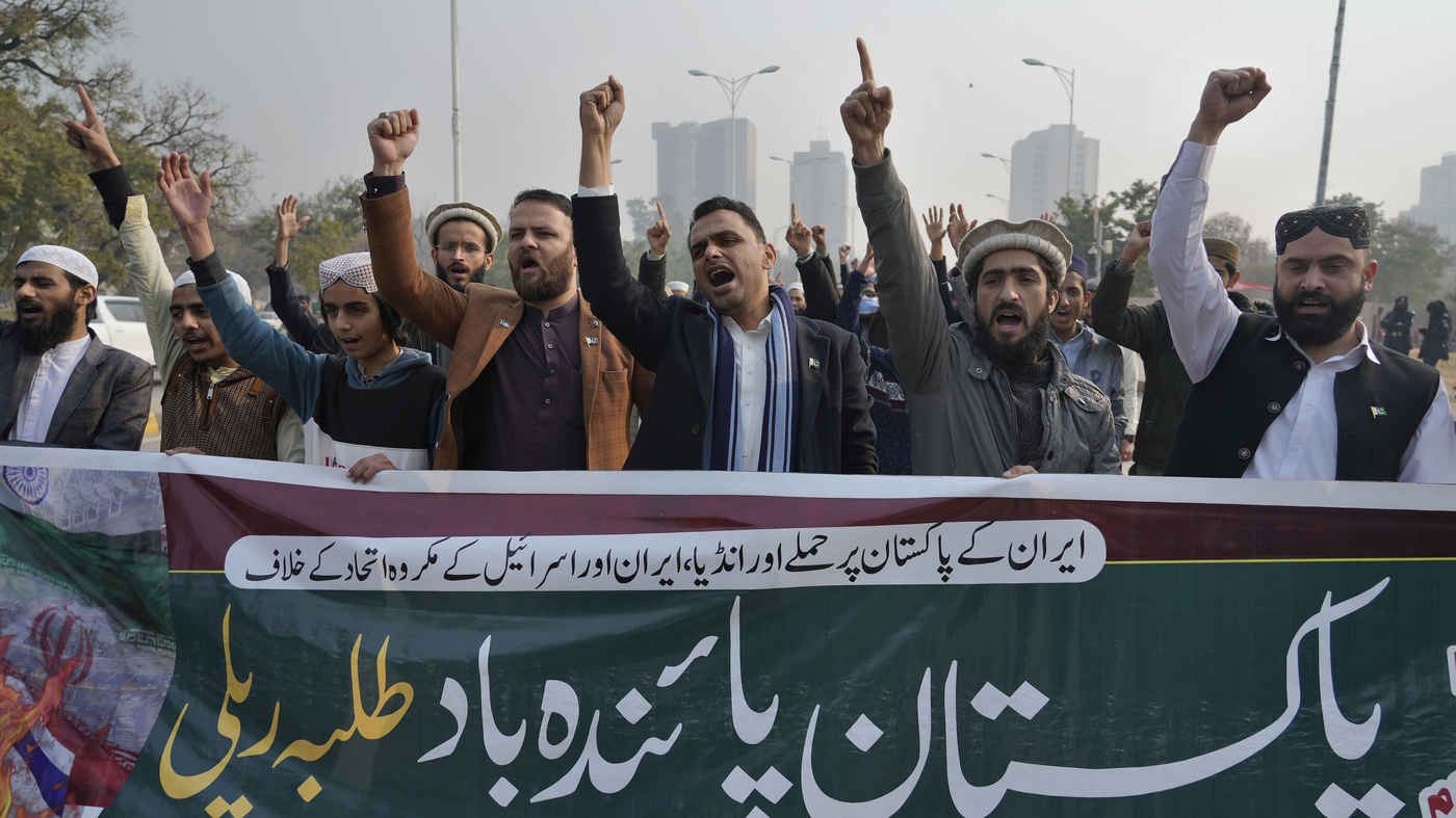 Pakistan and Iran traded attacks. What to know about Iran's growing ...