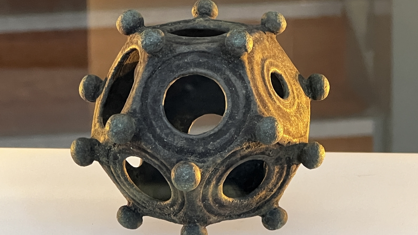 Roman dodecahedron found in England is one of 'archaeology's great ...