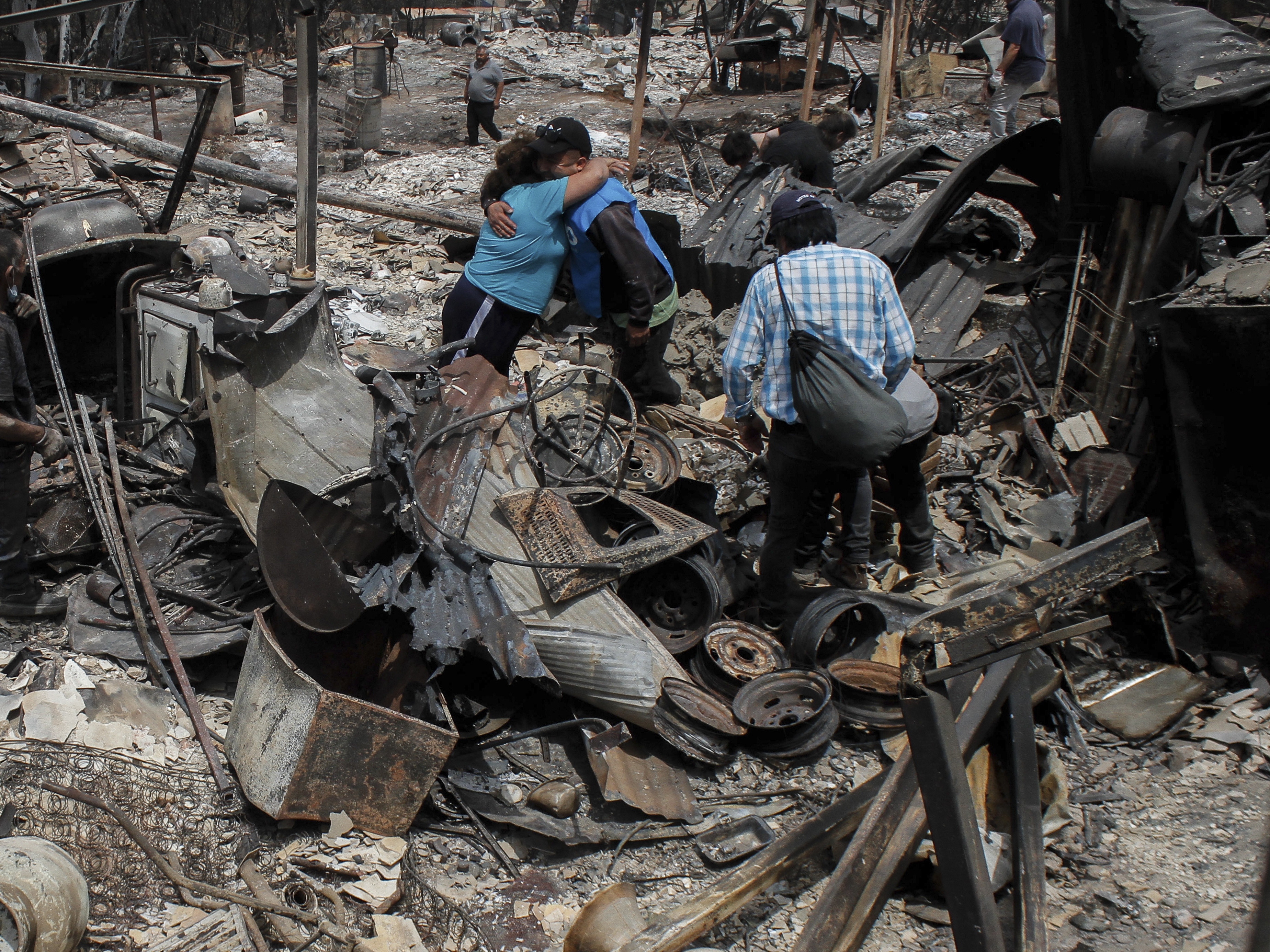 Forest fires raging in central Chile have killed more than 100 people ...
