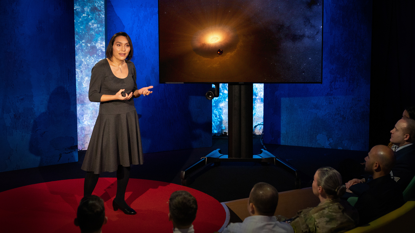 Sarah T. Stewart: A giant impact that explains the origins of the Earth ...