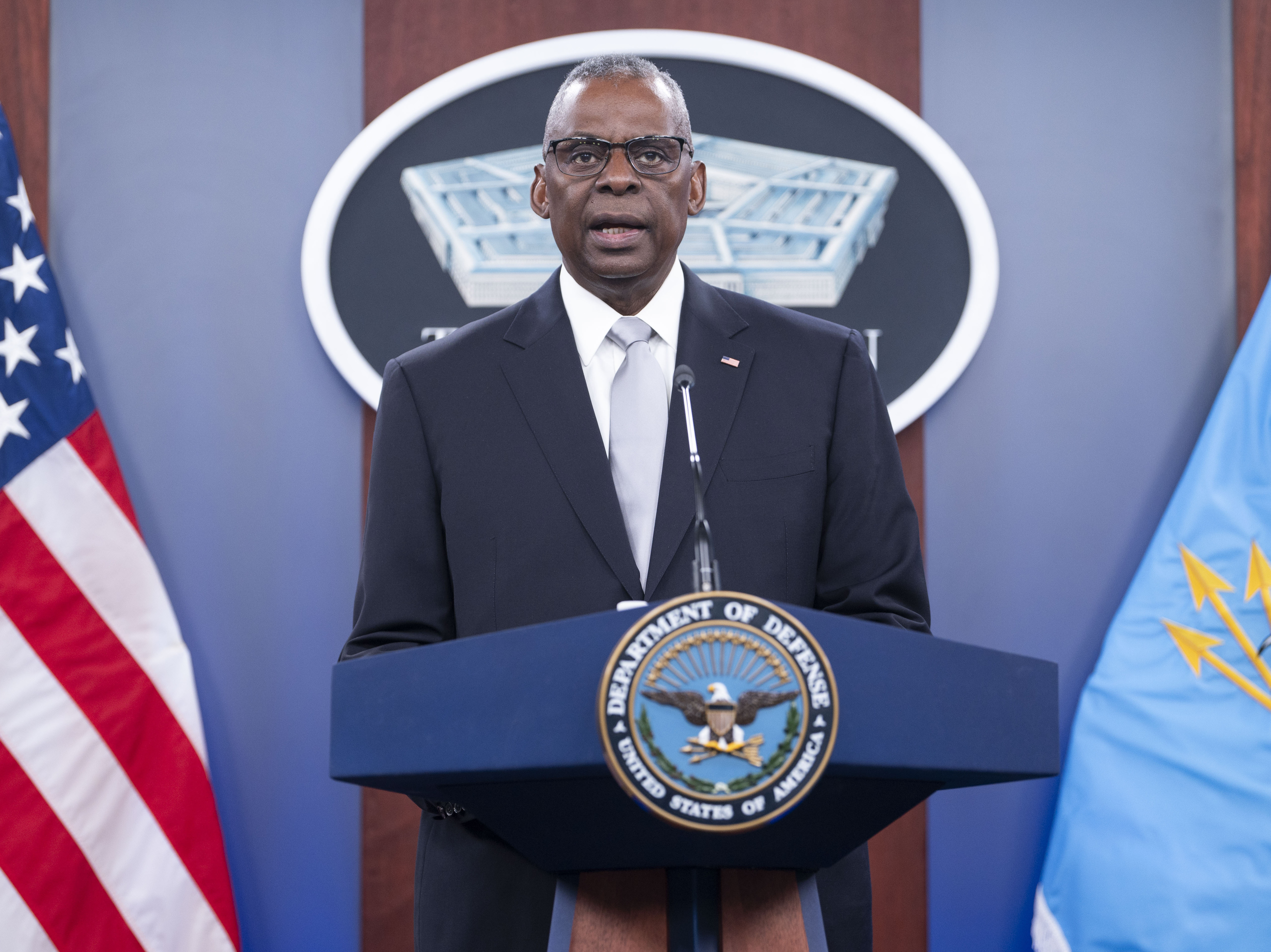 Defense Secretary Lloyd Austin is discharged from hospital, resuming ...
