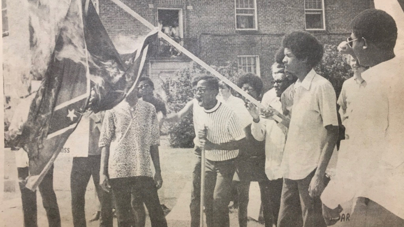 Ole Miss students meet members of the school's Black Student Union from ...