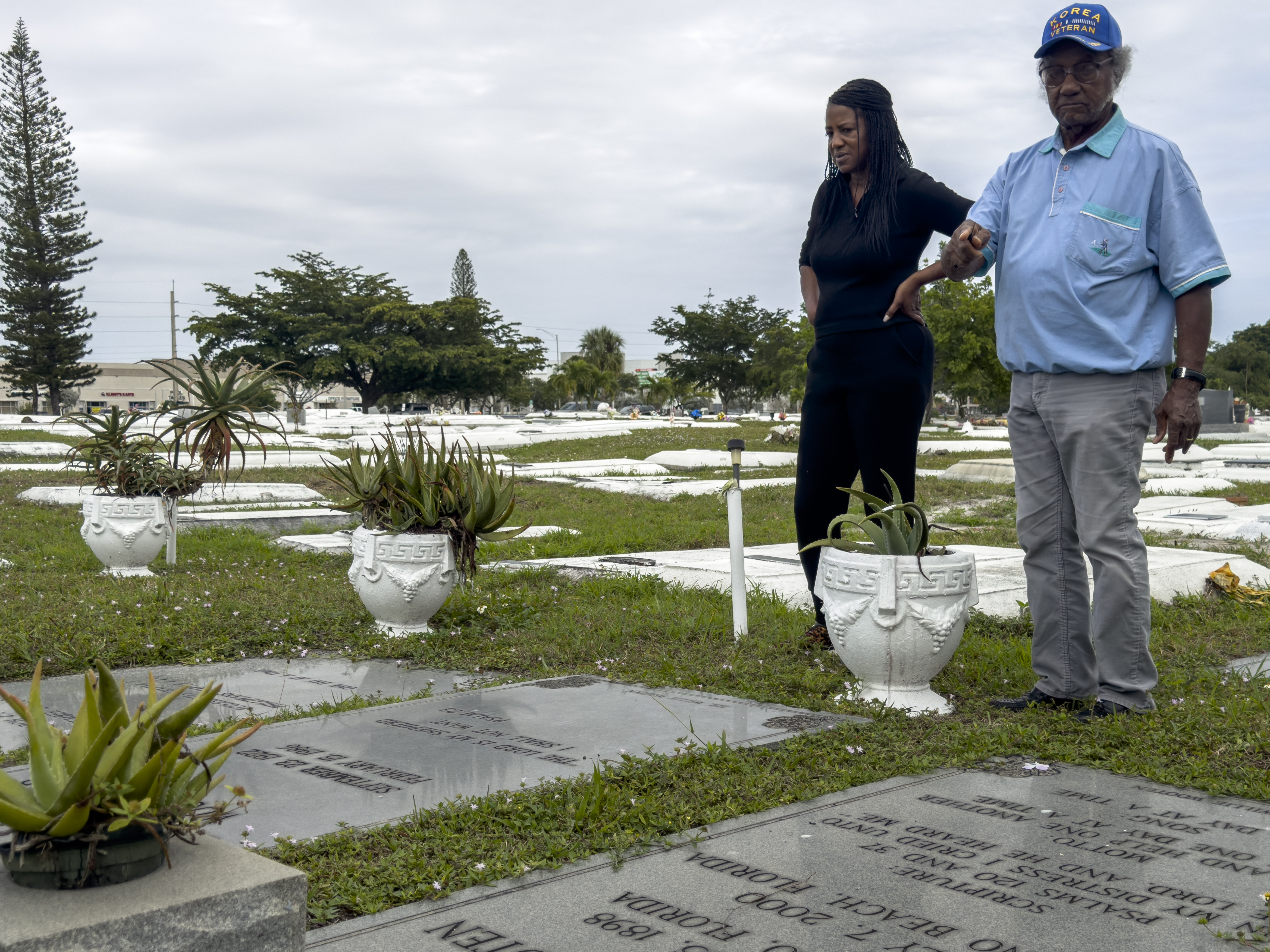 Florida residents are in court over a cemetery's future | NCPR News