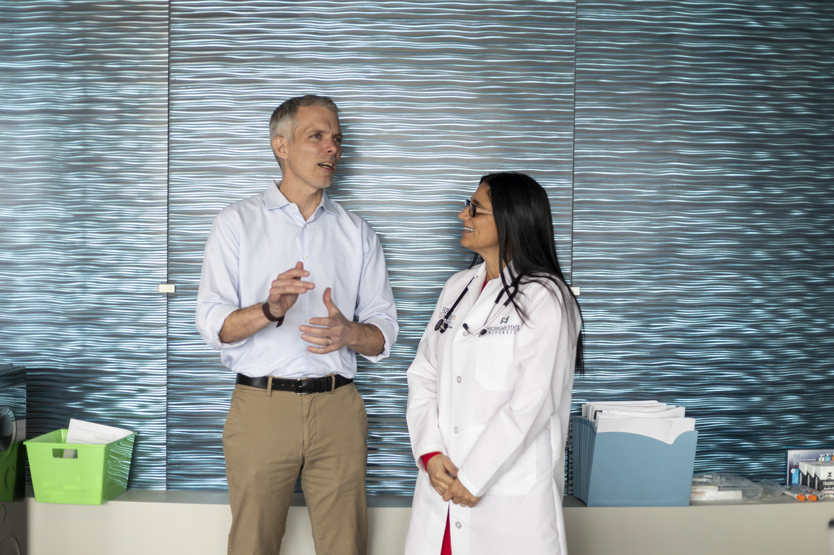 All new moms in Flint, Mich., now get cash aid to tackle poverty : NPR