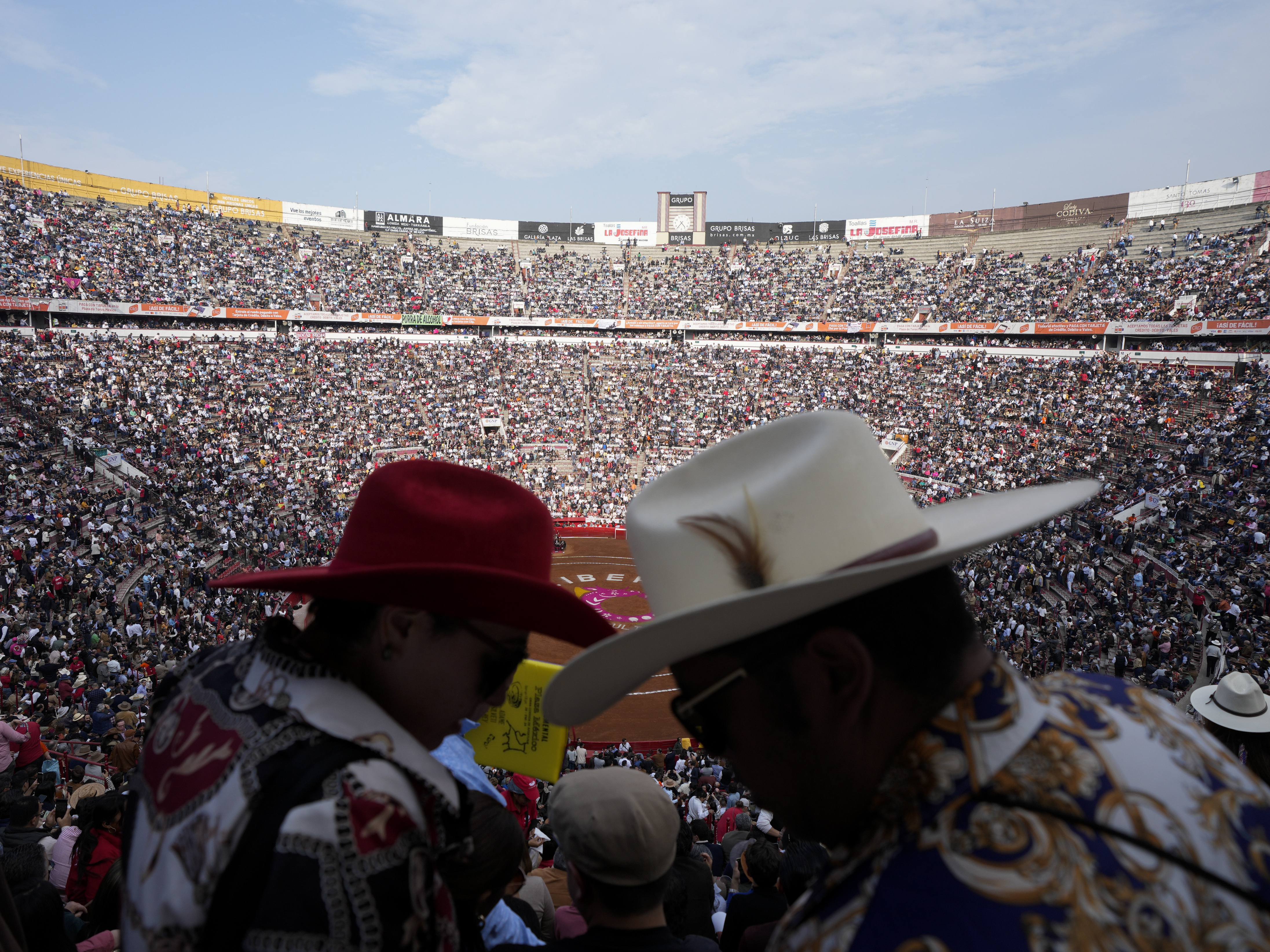 Mexico's female matadors return to the world's largest bullring | NCPR News