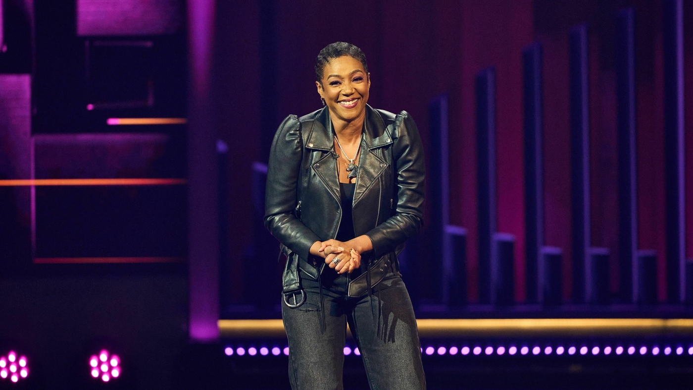 Kevin Hart receives the 25th Mark Twain Prize for American humor : NPR