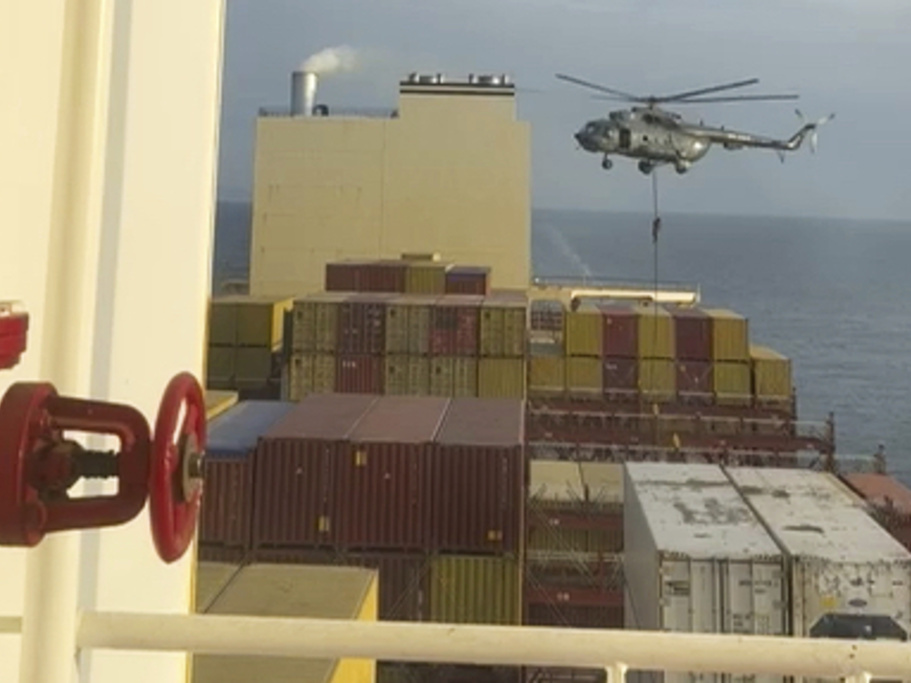 Iranian commandos seize an Israeli-linked container ship near Strait of ...