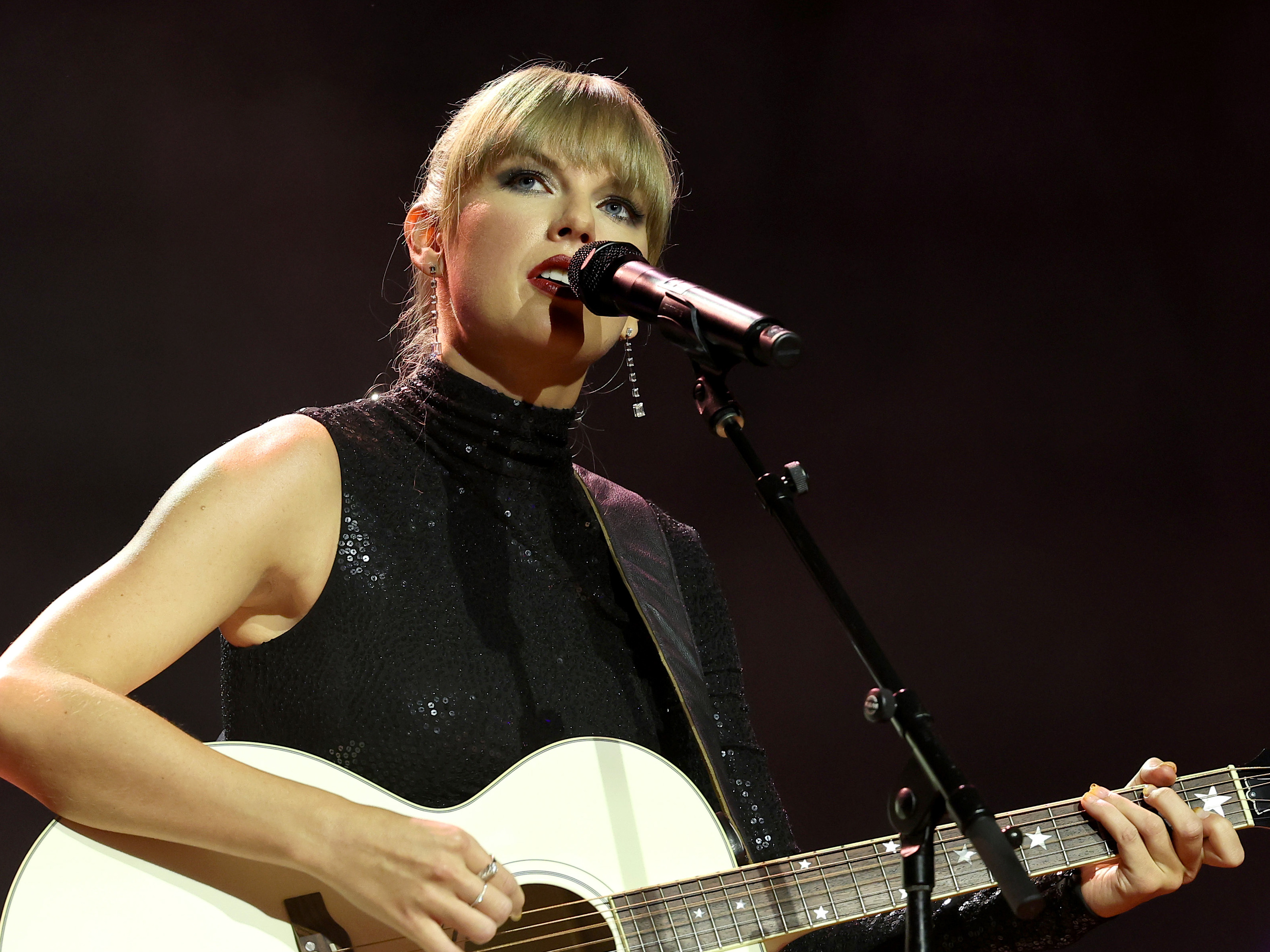 Taylor Swift set a new record this week with, well, records. The vinyl ...