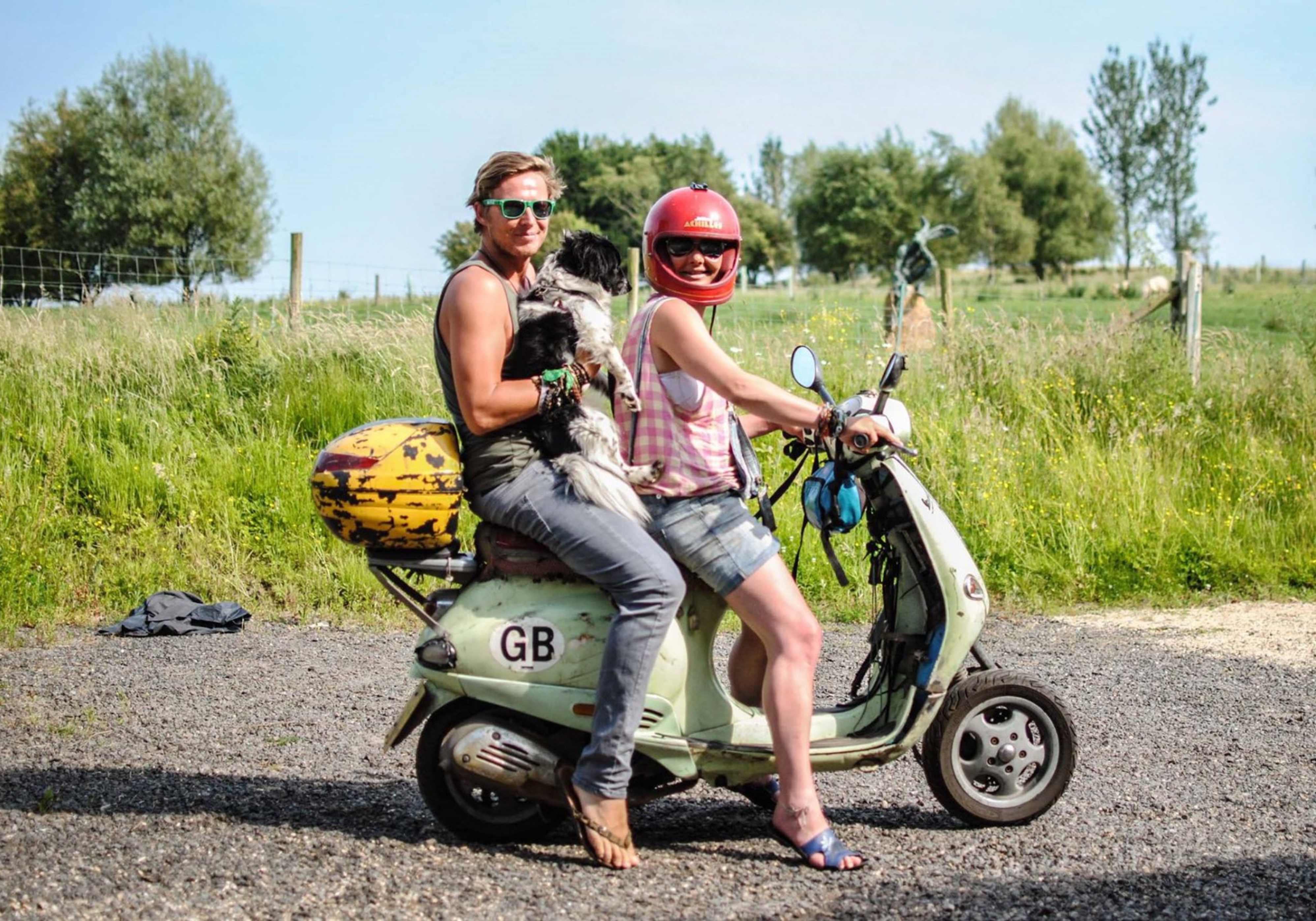 Those weird quirks siblings have in common? Darwin had a theory | News ...