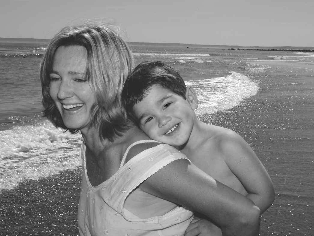 This single mom was alone at the hospital with her son. Then a familiar ...