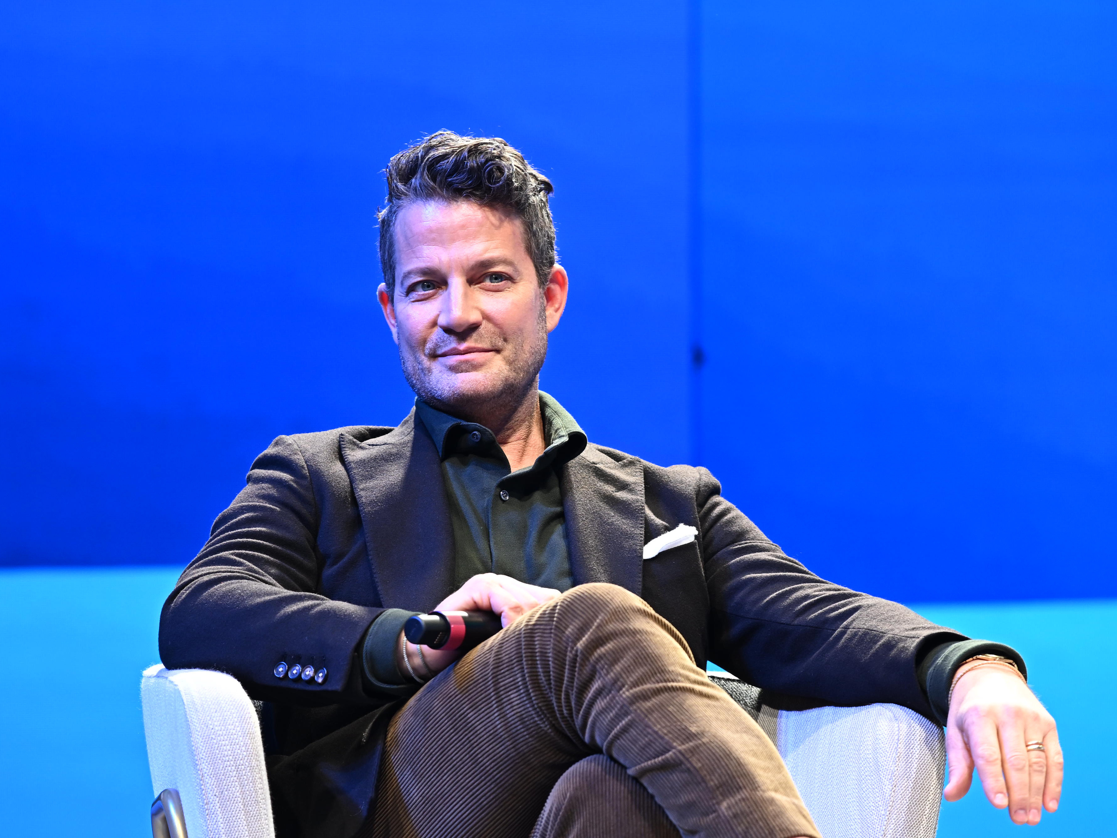 Interior designer Nate Berkus talks moving his friend's furniture ...