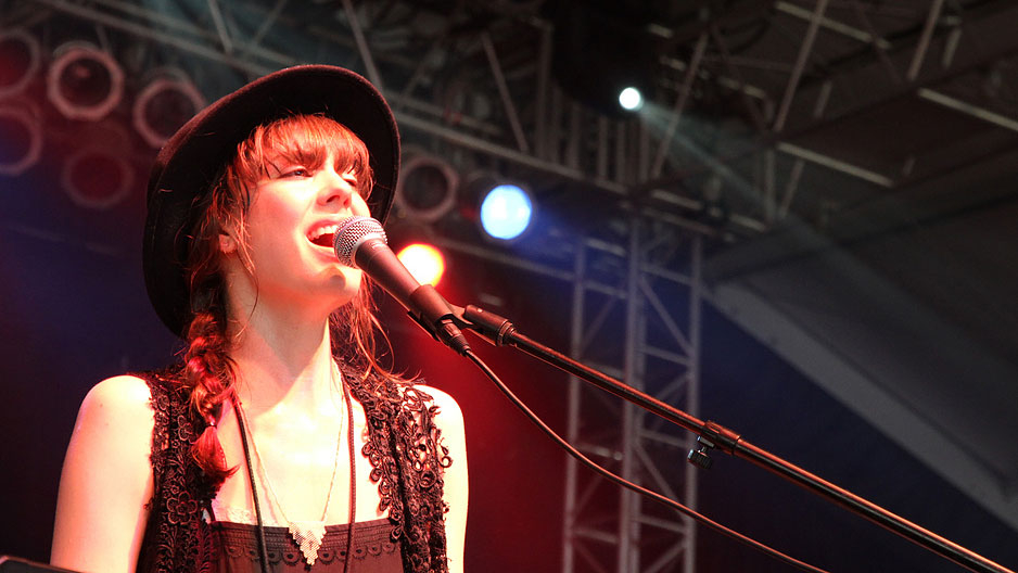 Bonnaroo 2010: Diane Birch In Concert : NPR