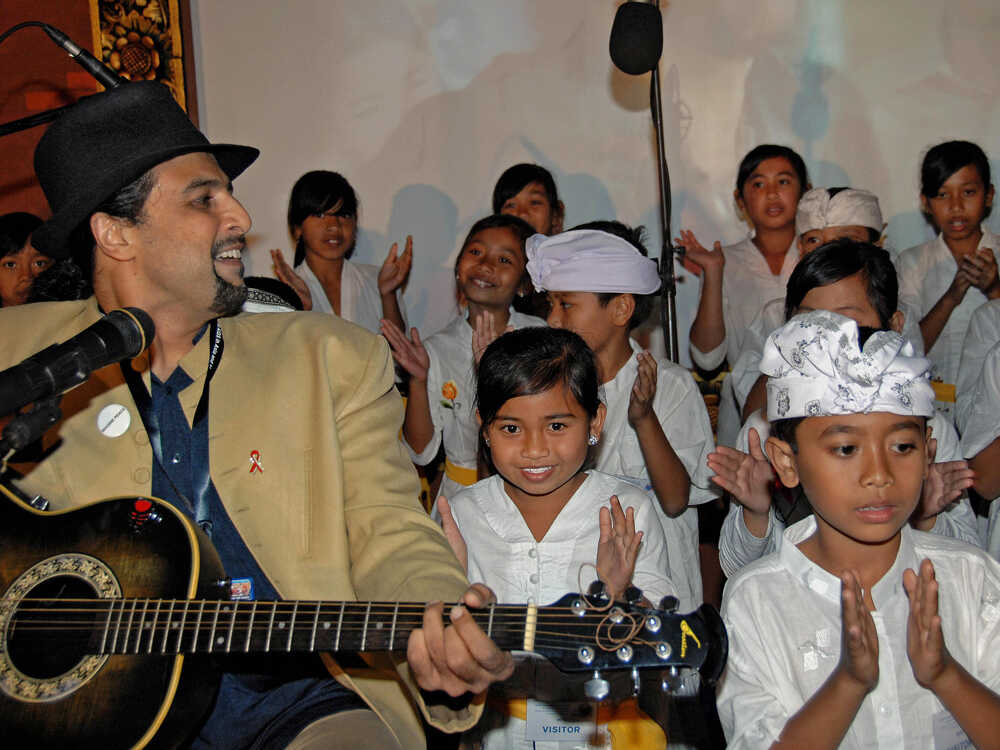 Understanding Pakistan, By Way Of Its Pop Idols : NPR