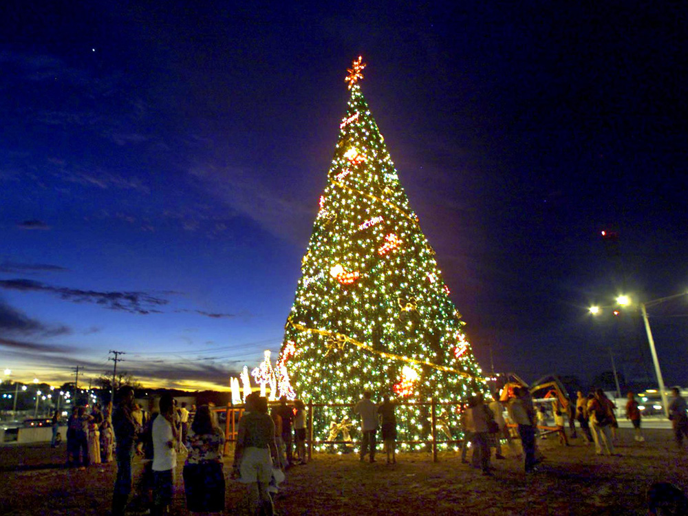 An 'Alt.Latino' Christmas : Alt.Latino : NPR