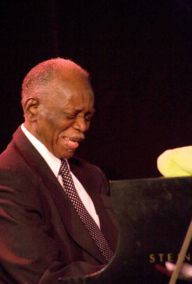 Hank Jones Trio On JazzSet : NPR