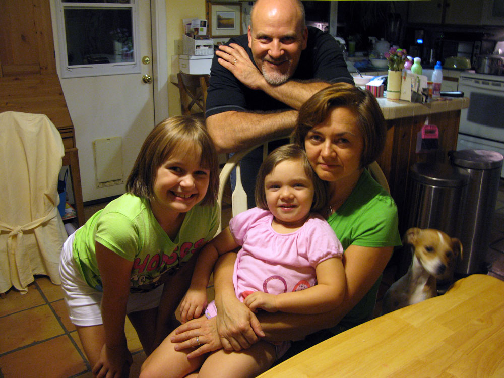 Arizona Family Chooses To Live In The Middle | WBUR