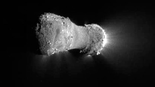 Spacecraft Beams Sharp Photos Of Comet's Core To NASA : The Two-Way : NPR