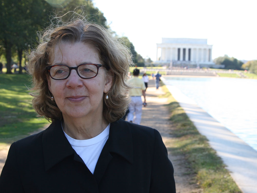 Maira Kalman Writes A 'Love Letter To America' In 'And The Pursuit Of ...