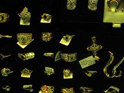 Shereen's Sparkly Gold : Daydreaming : NPR