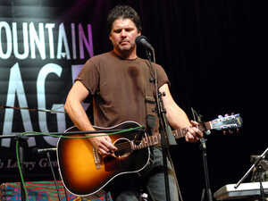 Chris Knight On Mountain Stage : NPR