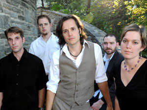 Andrew Lipke In Concert : NPR