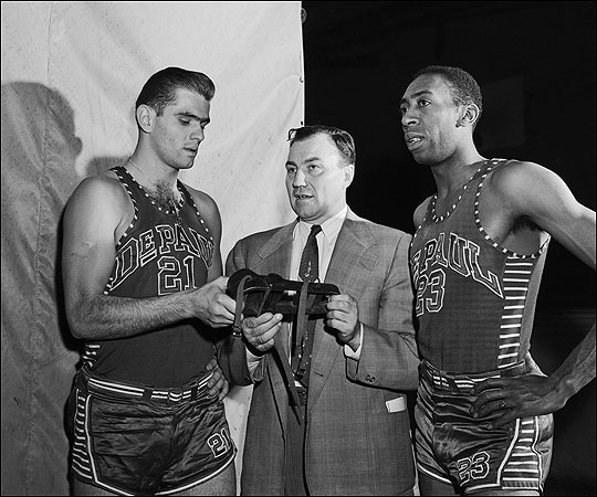Basketball Coaching Great Meyer Dies at 92 : NPR